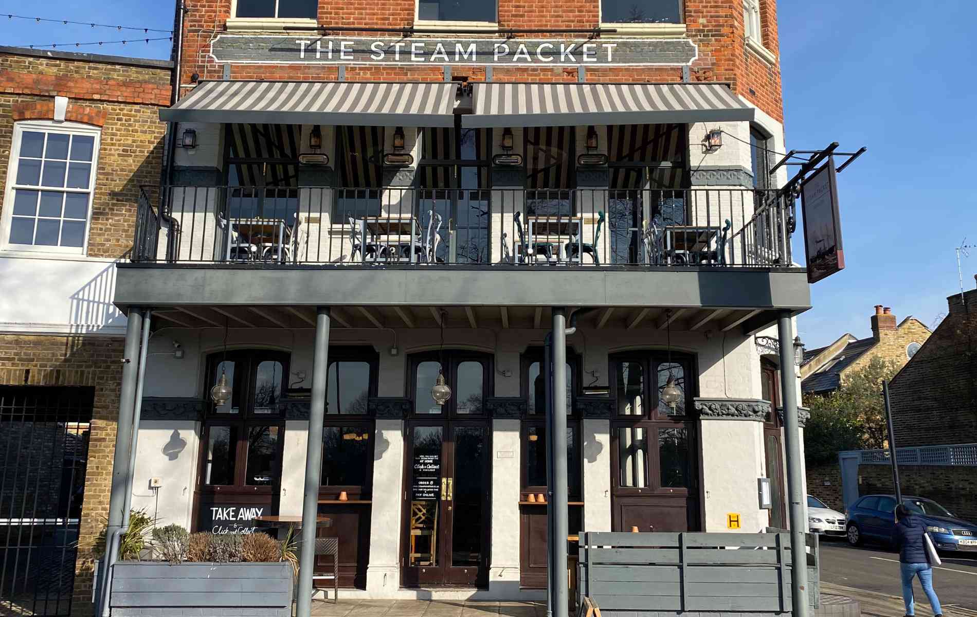 Living in Strand on the Green | Horton and Garton