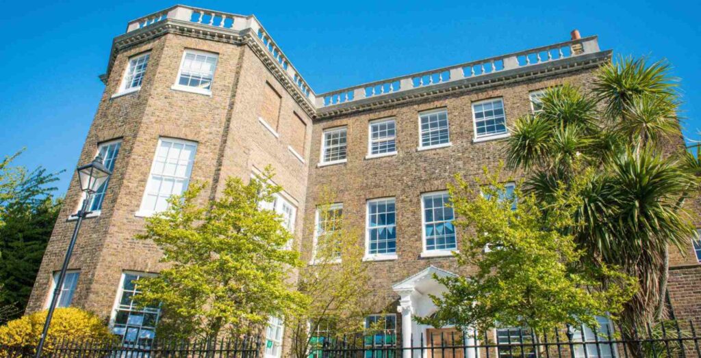 Schools in Hammersmith | Horton and Garton