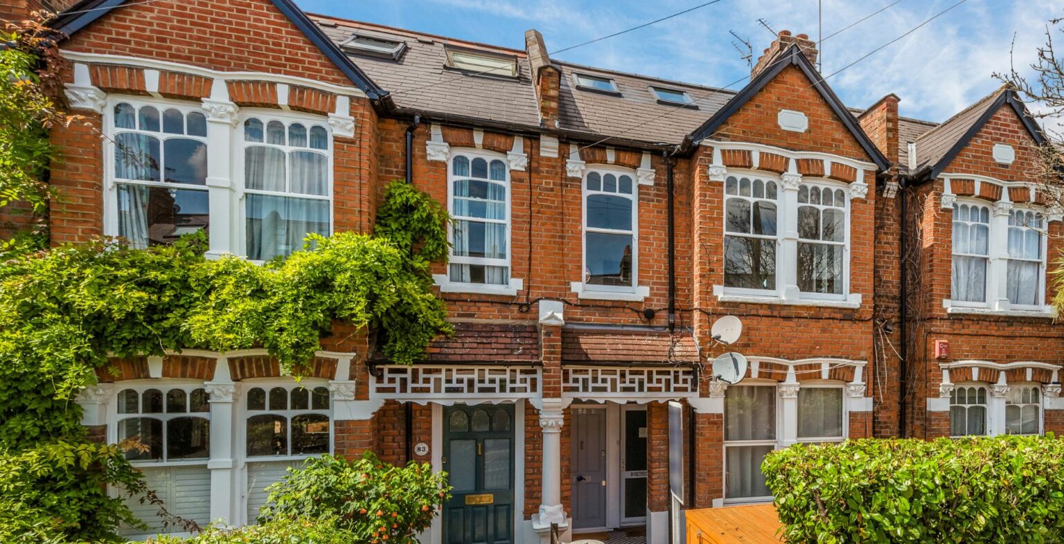 Living in The Groves | Horton and Garton