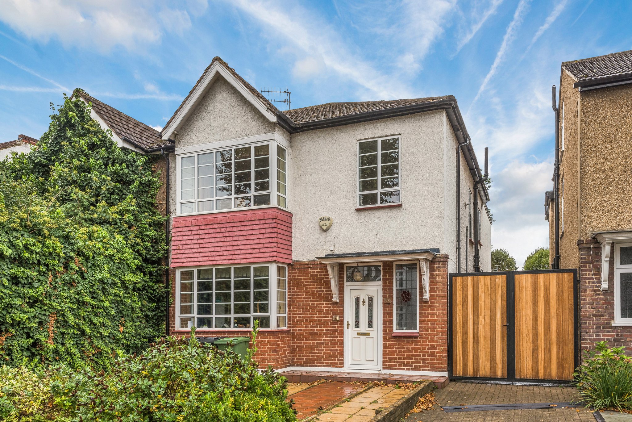 Emlyn Road, London | Horton and Garton